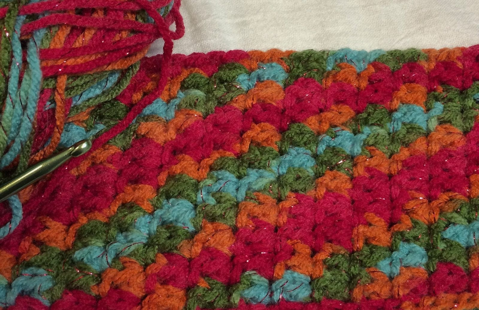 Crochet Headband Using Unplanned Color Pooling - Pattern Princess