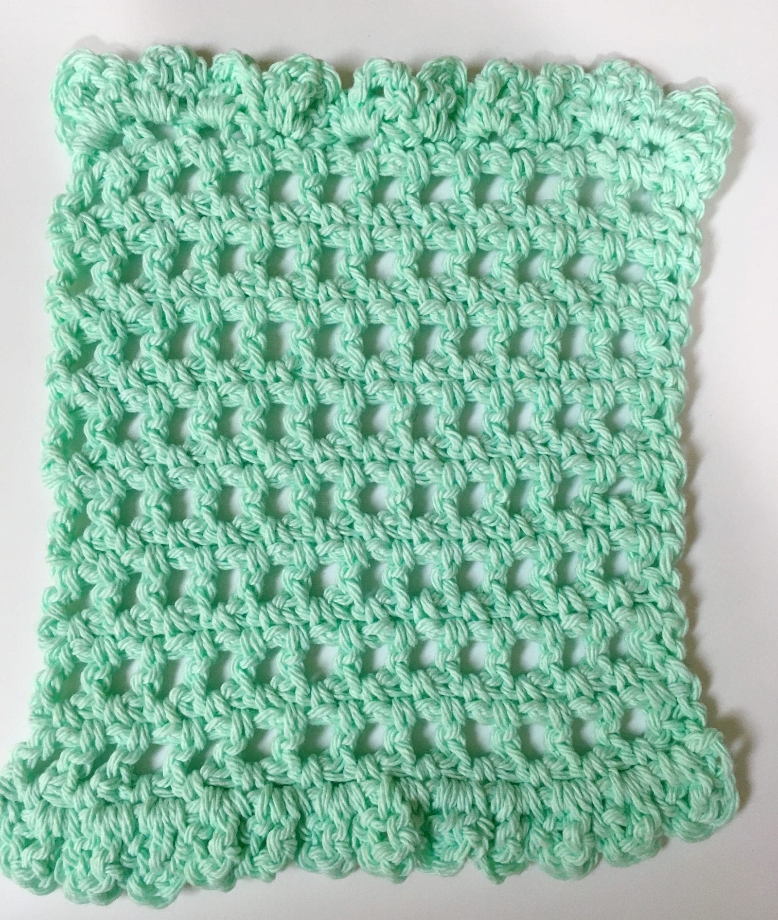 Simple Cute and Quick Crochet Washcloth Pattern - Pattern Princess