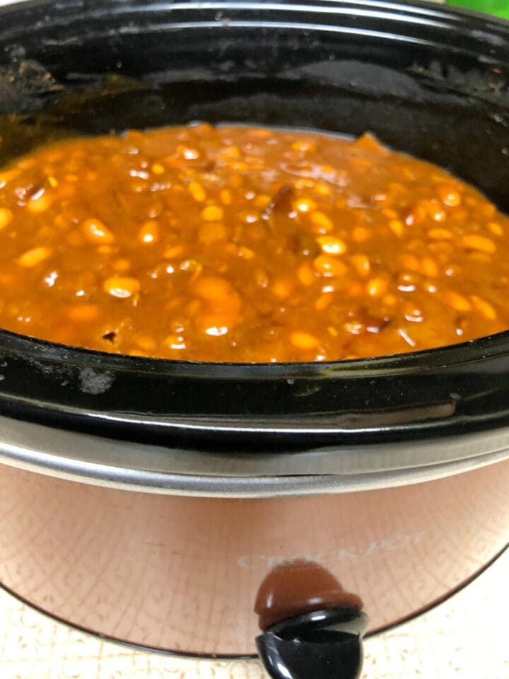 Slow Cooker Baked Beans - Pattern Princess