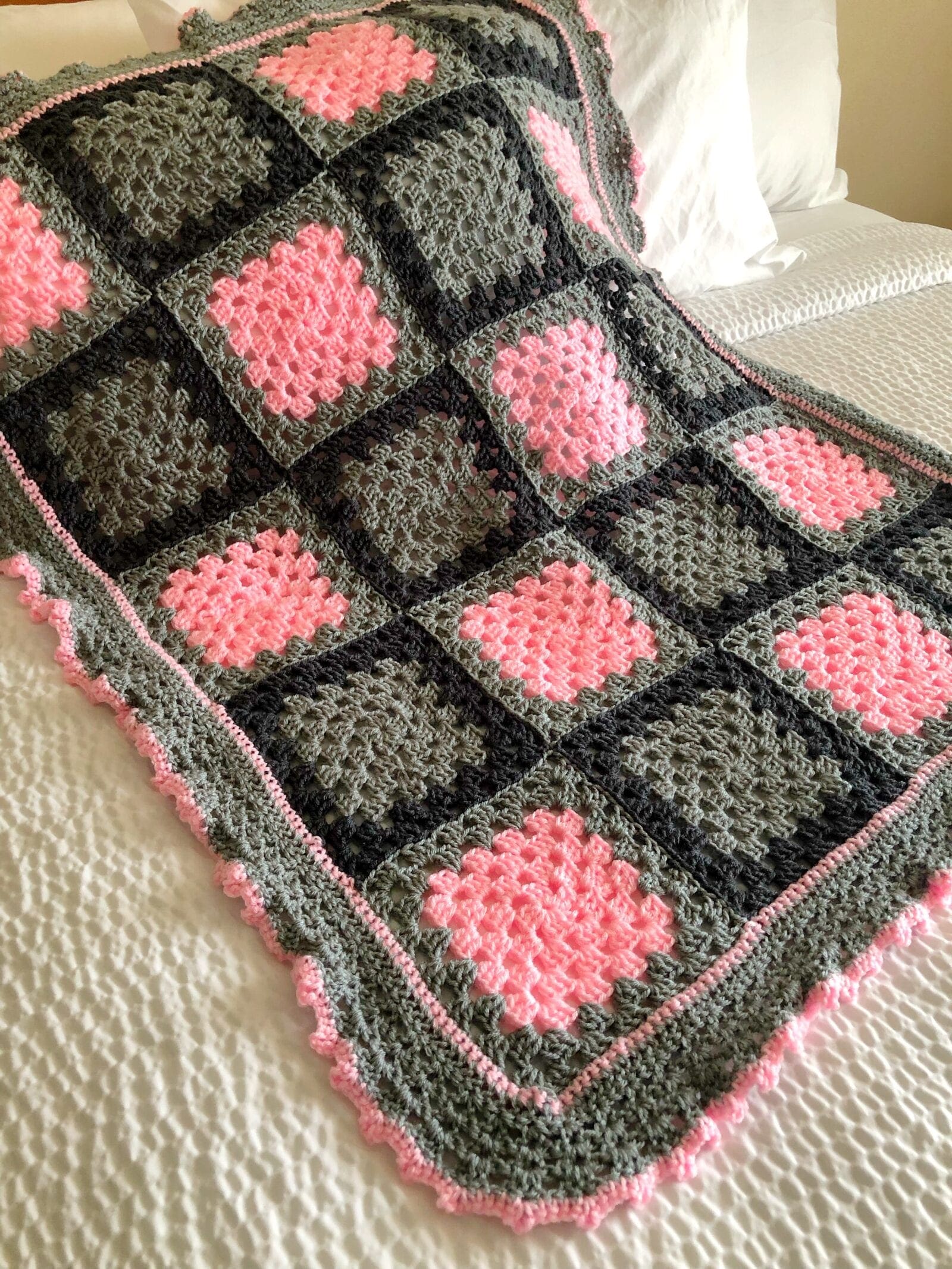 Blushing Ruffle Granny Square Blanket - Pattern Princess