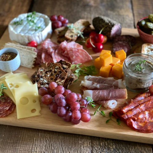 How to Make a Simple Charcuterie Board - Pattern Princess