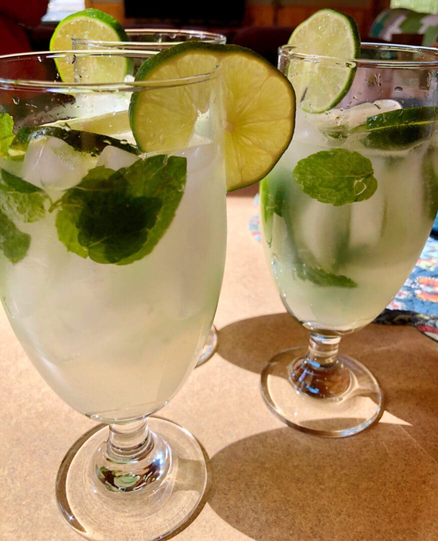How to Make the Classic Homemade Mojito Recipe - Pattern Princess