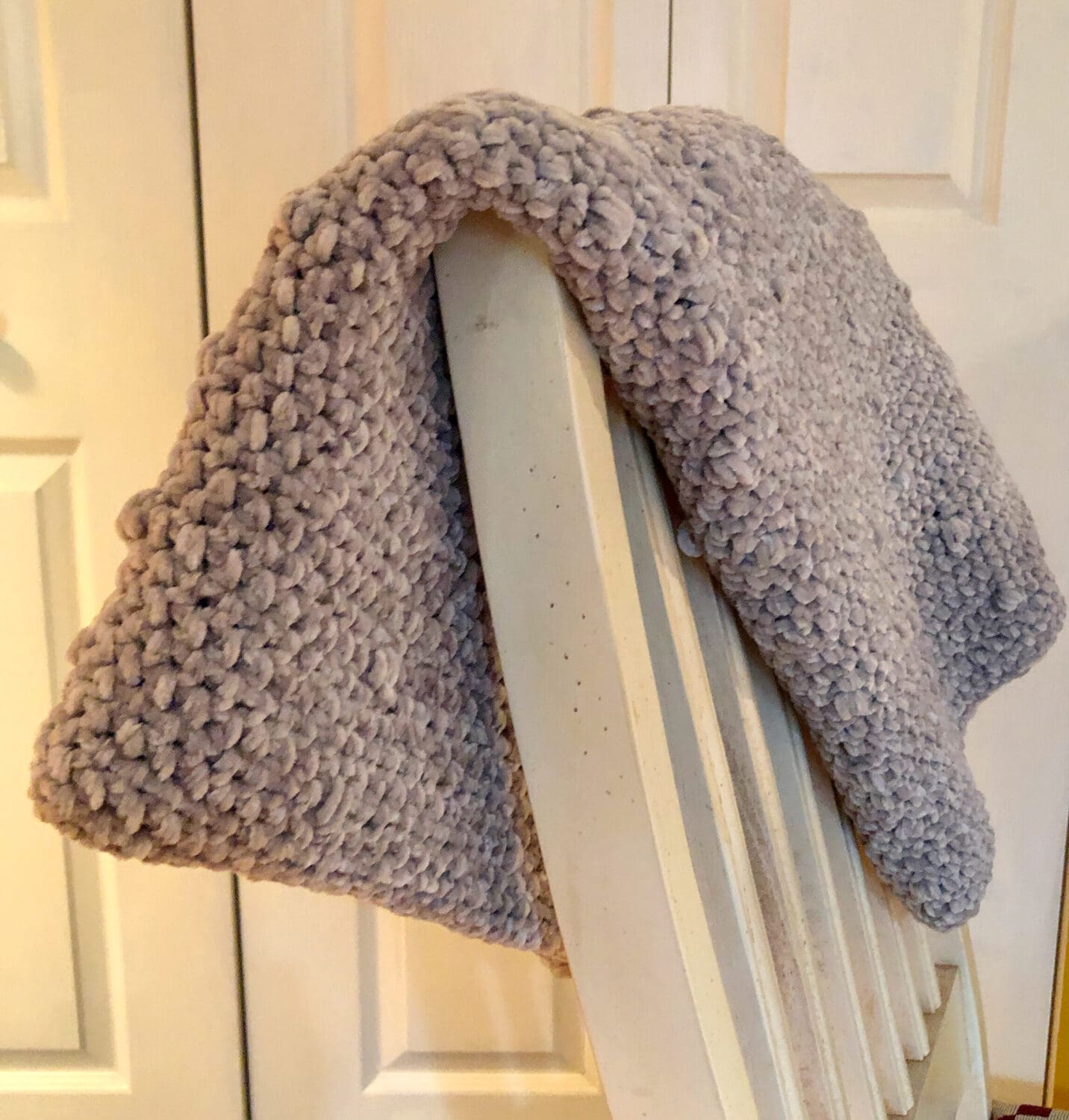 Chunky Crochet Velvet Bobble Blanket - Pattern Princess