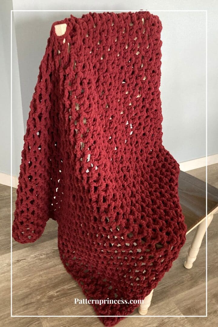 Puffy and Dreamy Chunky Crochet Throw Blanket Pattern - Pattern Princess
